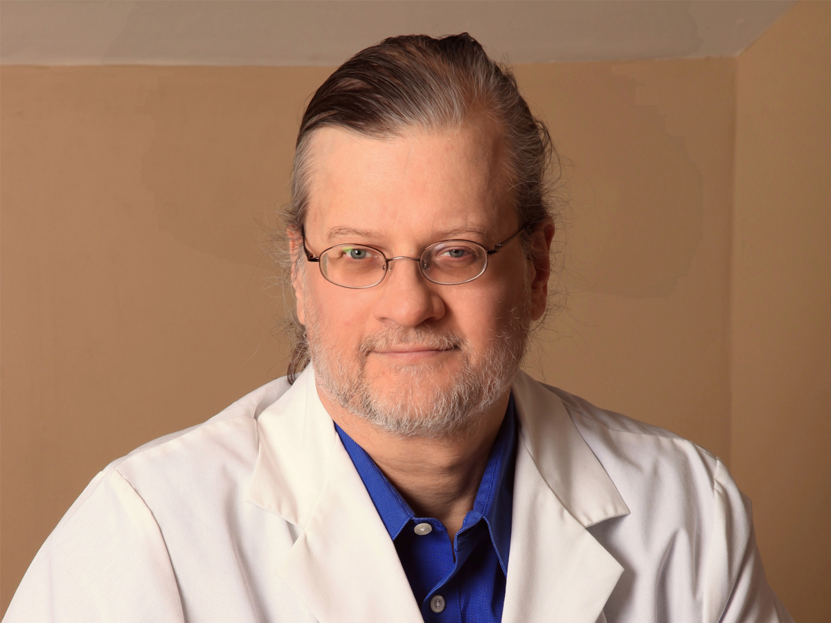 Study Reveals How Cancer Cells Thrive in Oxygen-Starved Tumors